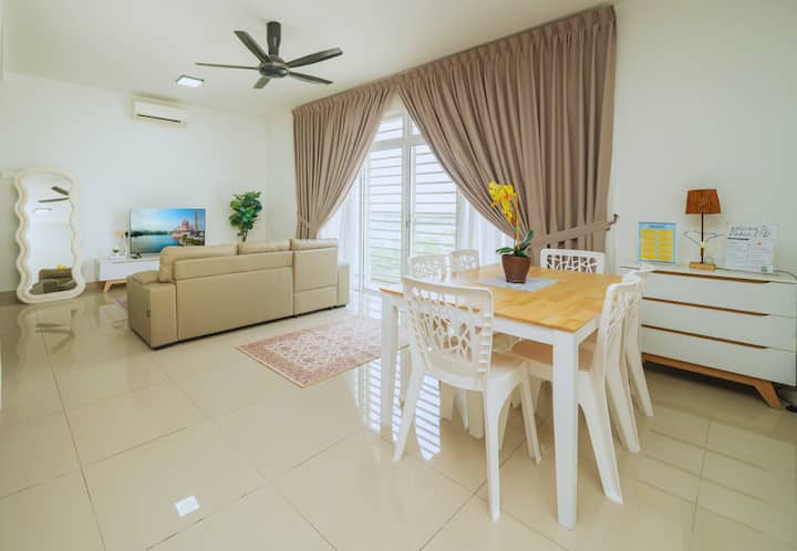 The Two By Nakza Stays, Tranquil Suites Putrajaya - Putrajaya