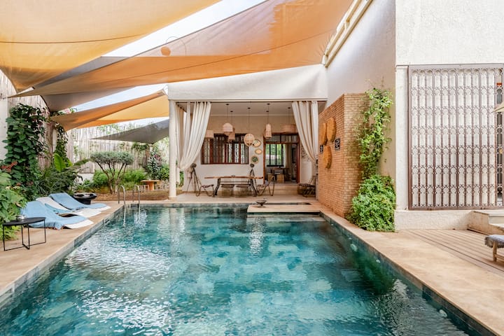 Location Centrale • Pool Chauffée • 5 Br Chauffées - Morocco