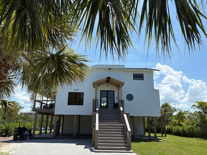 Don Pedro Island: Canal W. Dock And 5-min To Beach - Boca Grande, FL