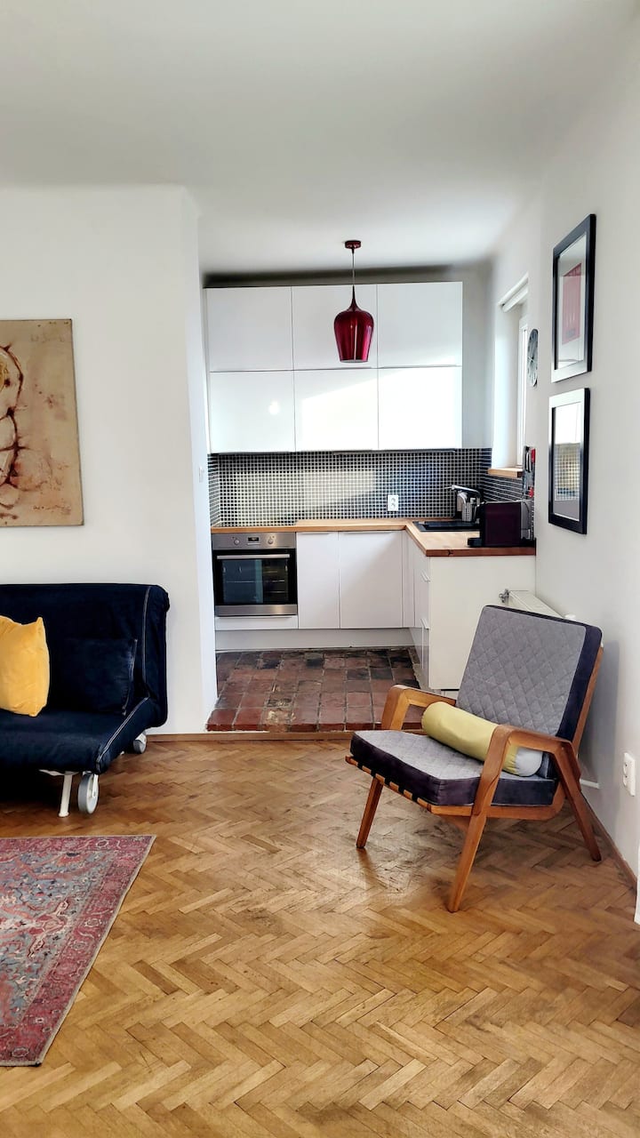 Apartmán V Centre S Terasou A Výhľadmi - Bratislava