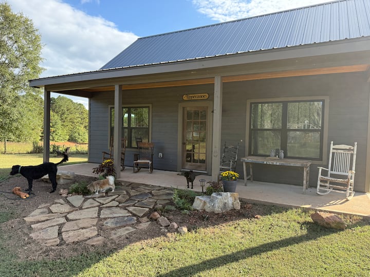 Tippecanoe Cottage At Nevermore Farm - Georgia, GA