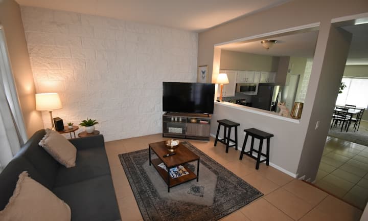 Pool, Spa, Covered Parking | 2br/2ba Modern Condo - Tucson, AZ