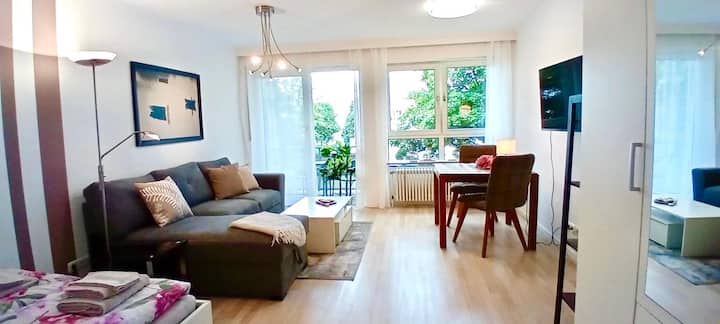 Studio Apartment Mit Balkon - 茵格斯達