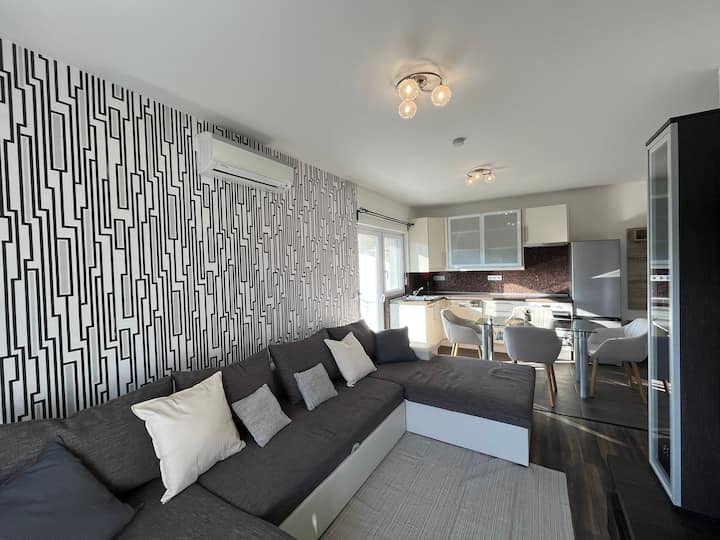 Luxury Wellness Penthouse Suite - Siófok