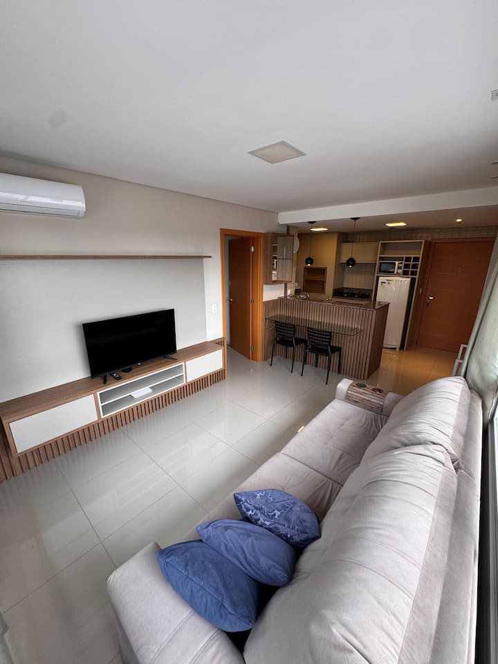 Apto 1 Quadra Do Hc, 1 Suíte Com Closet - Passo Fundo