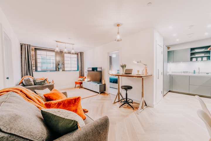 #62 2bedroom Grade 2 Listed Cityaprt Lux Lockside - New Street Station - Birmingham