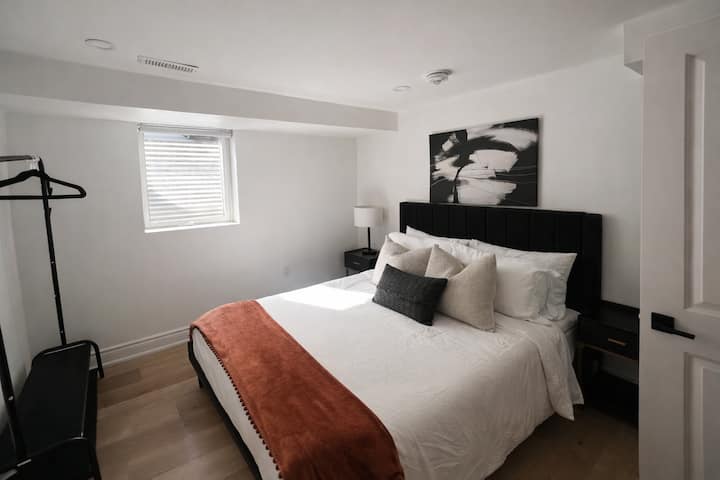 2 Bed Newly Renovated Unit| Near Falls And Buffalo - Port Colborne