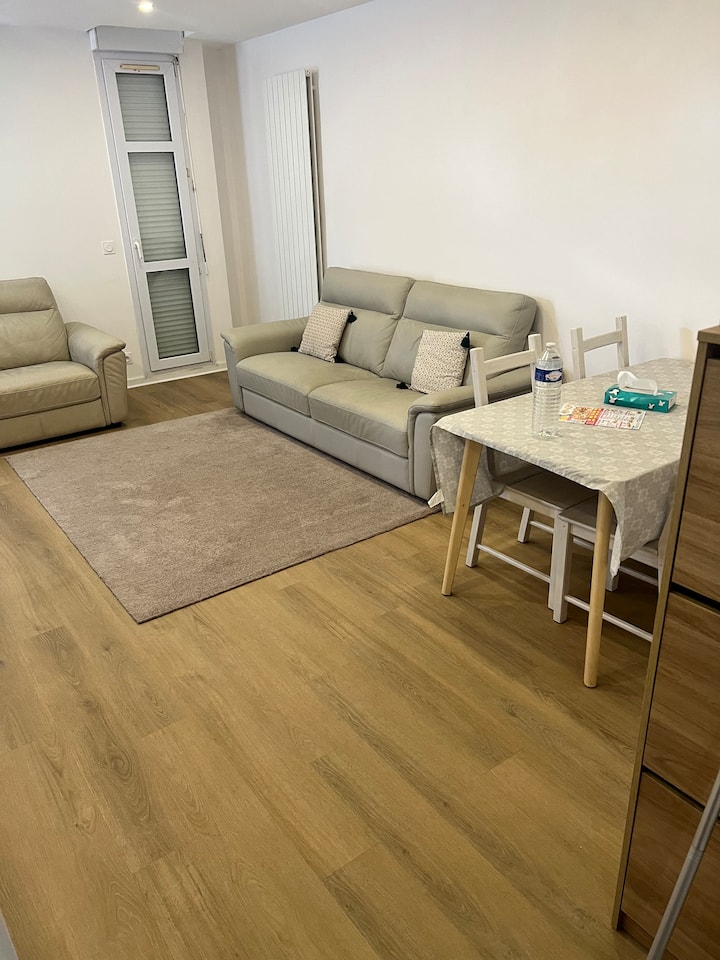 Maison De 4 Chambres Avec Toutes Les Commodités - Trappes