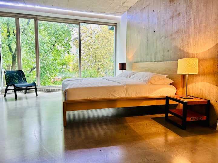 E - 07 Loft - Montreal