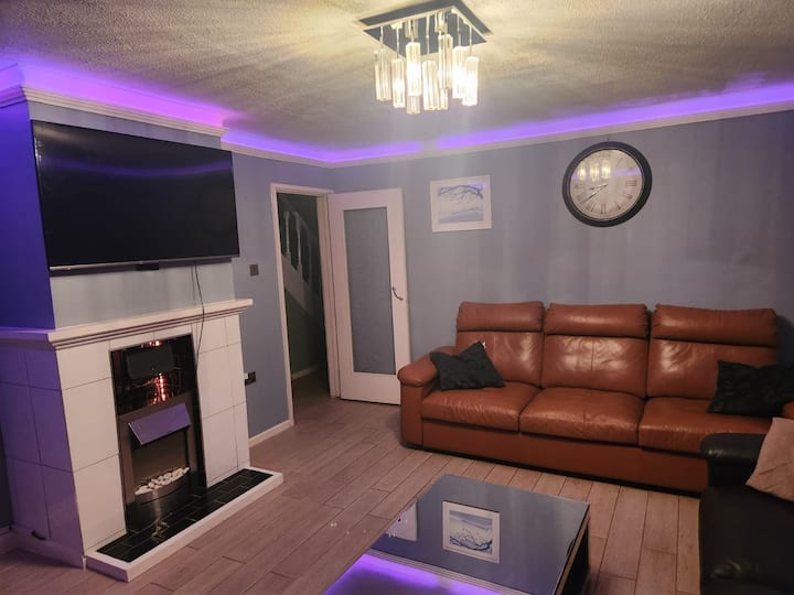 Stacey's Cozy Home - Basildon