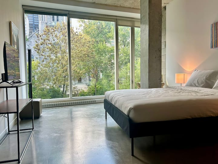 E - 09 Loft - Montreal