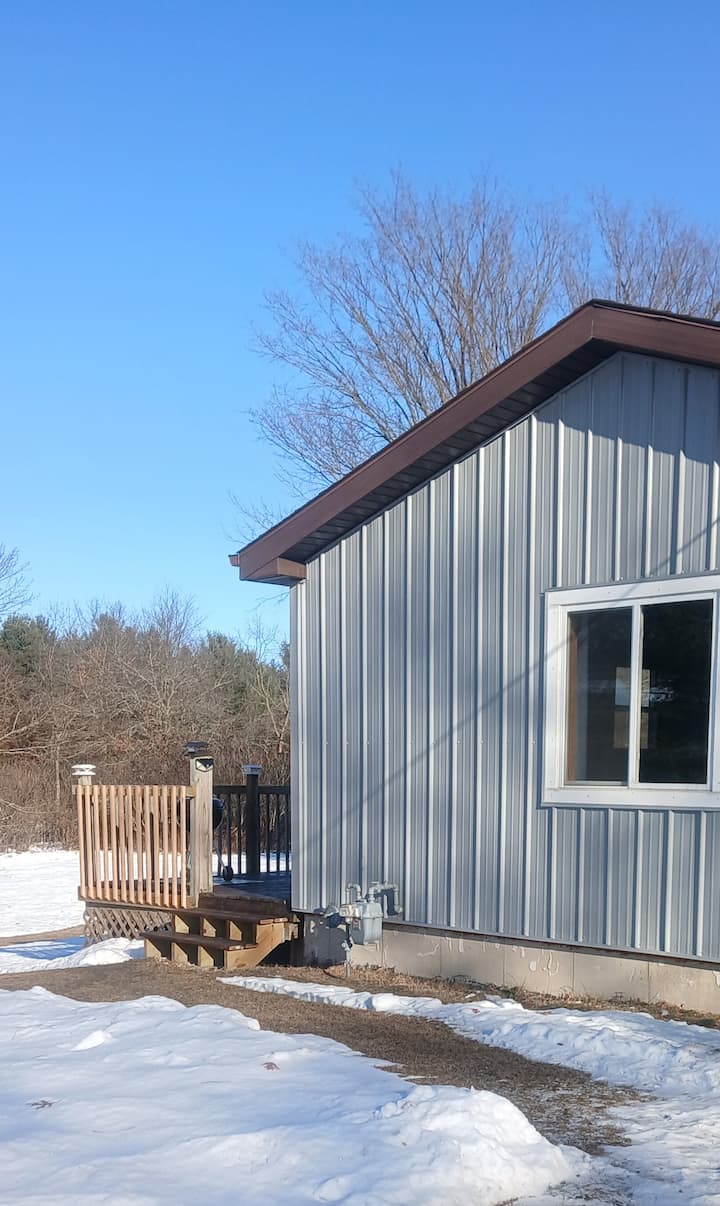 Lazy Acres Retreat - Lake Wisconsin