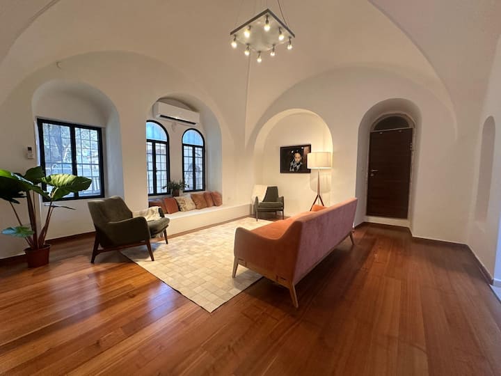Spacious Arab-style Home Near Mamilla - Jerusalem