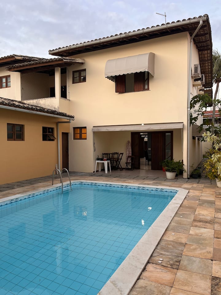 Piscina + 4 Suítes + áRea Gourmet - Lauro de Freitas