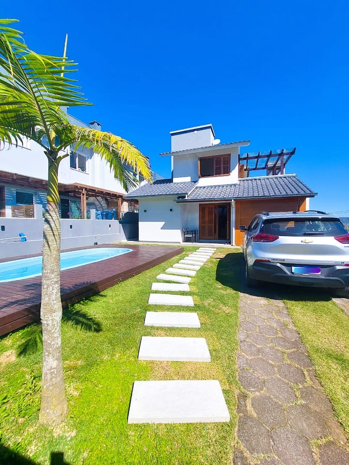 Casa Completa Com Piscina - Garopaba