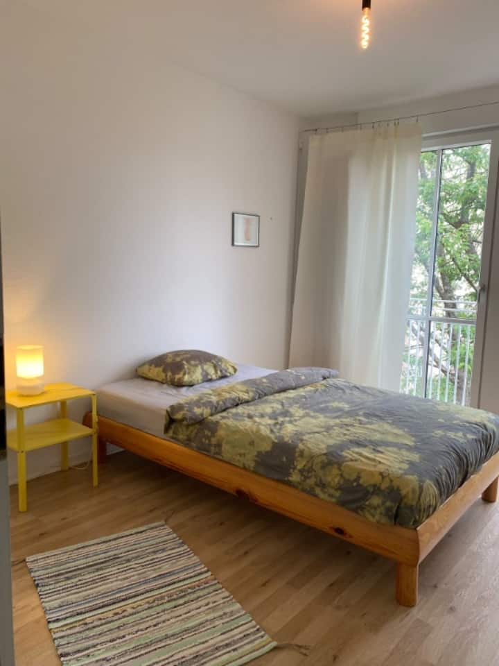 Minimalistisch, Ruhig, Gut Angebunden - Unterhaching