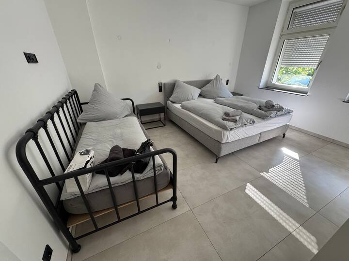 House-in Apartments - Free Parking - Wifi- Apart 5 - Gelsenkirchen