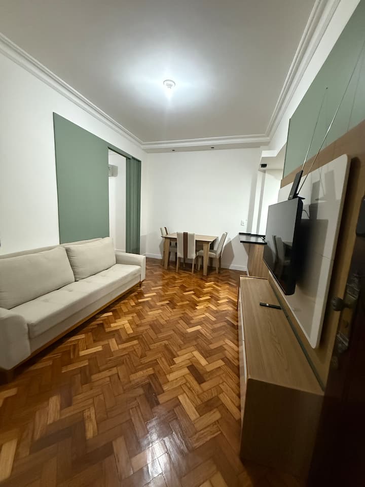 Apartamento Em Copacabana, Reformado, 5 Min Praia - Brasilien