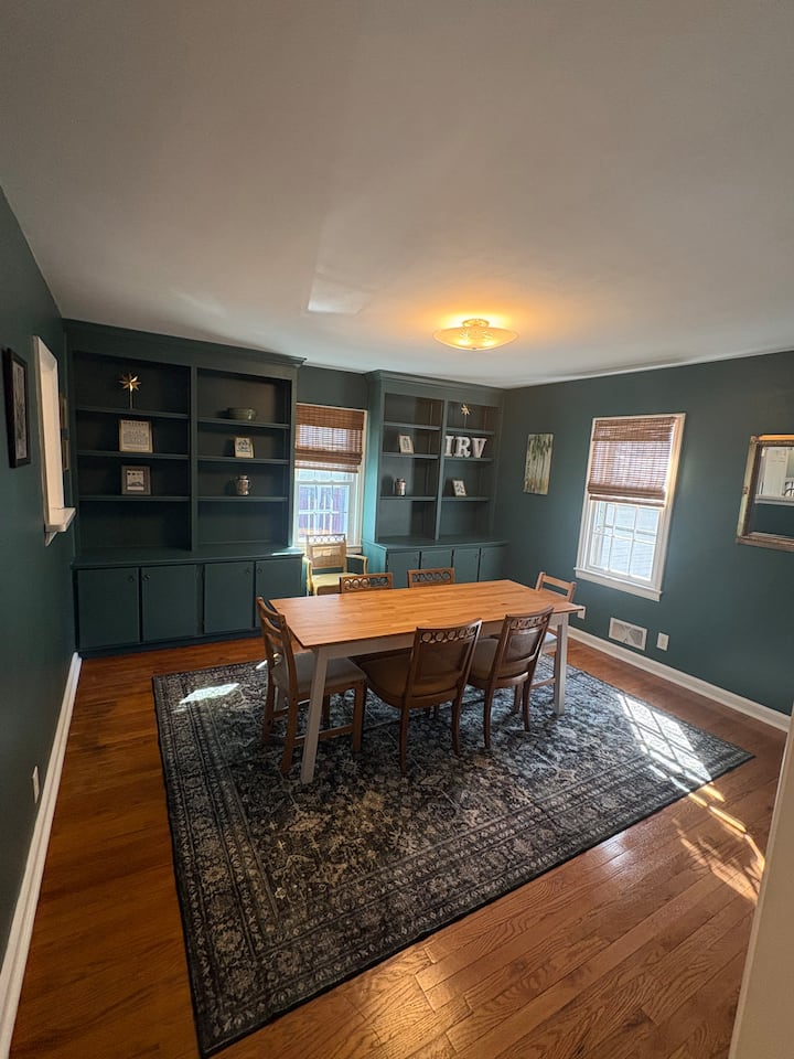 Irvington Cottage - Indianapolis, IN