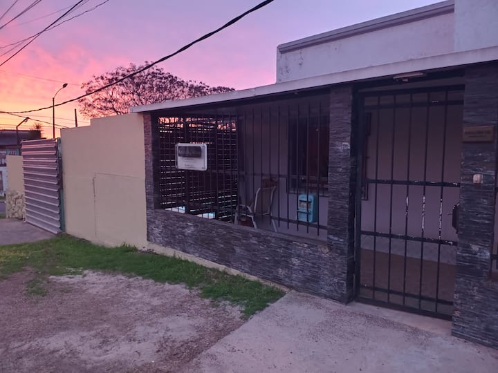 Casa Cómoda, Iluminada, Lindo Lugar Para Tu Finde. - Concordia