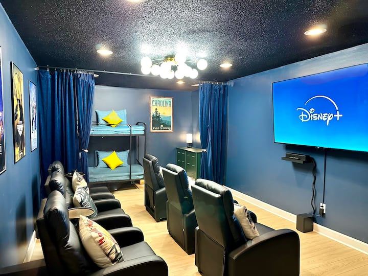 Movie & Game Rooms/7 Beds (2 King)/outdoor Dining - Greensboro, NC