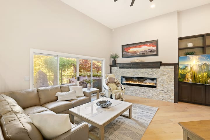 The Forest Estate Retreat - Lake Cavanaugh, WA