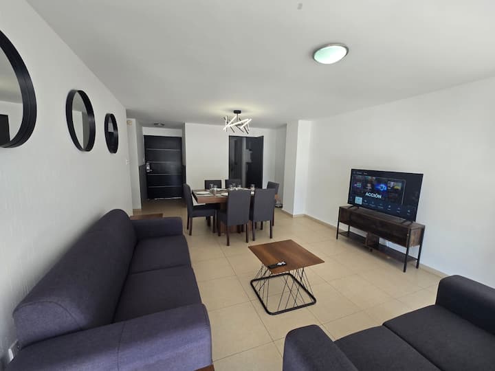Departamento Con 5 Camas Excelente Ubicación - San Luis Potosí