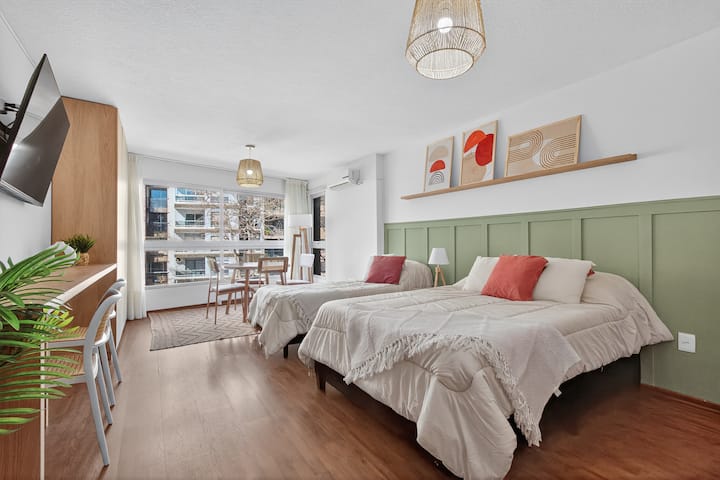 Luminoso Apartamento En Pocitos - Montevideo