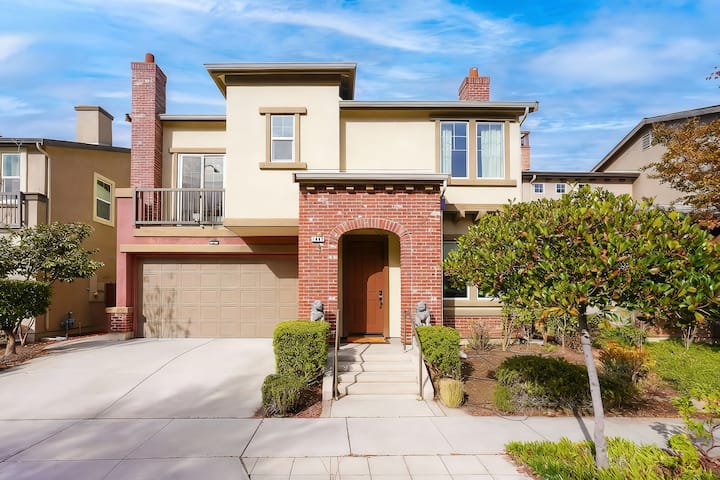 The Grand San Jose Hideaway - Milpitas, CA