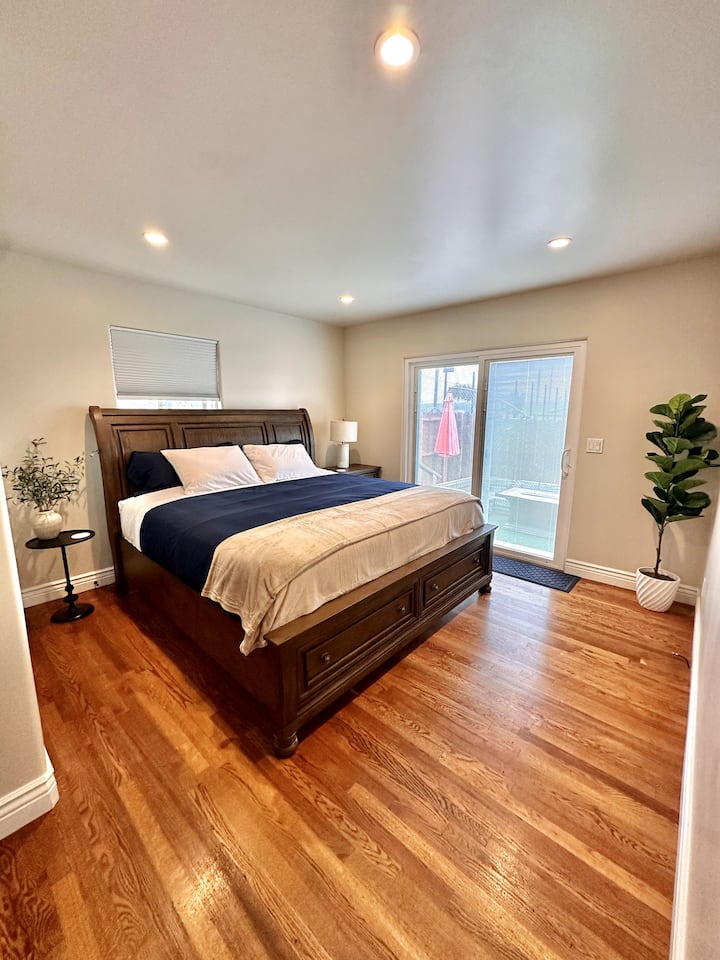 *Newly Furnished Pet Friendly Seaside Retreat* - Marina, CA