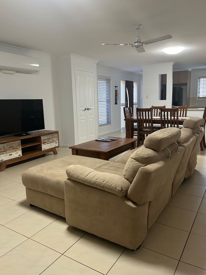 Turtle Cove Retreat - Hervey Bay