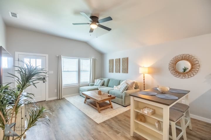 Meadowood Home - Abilene, TX