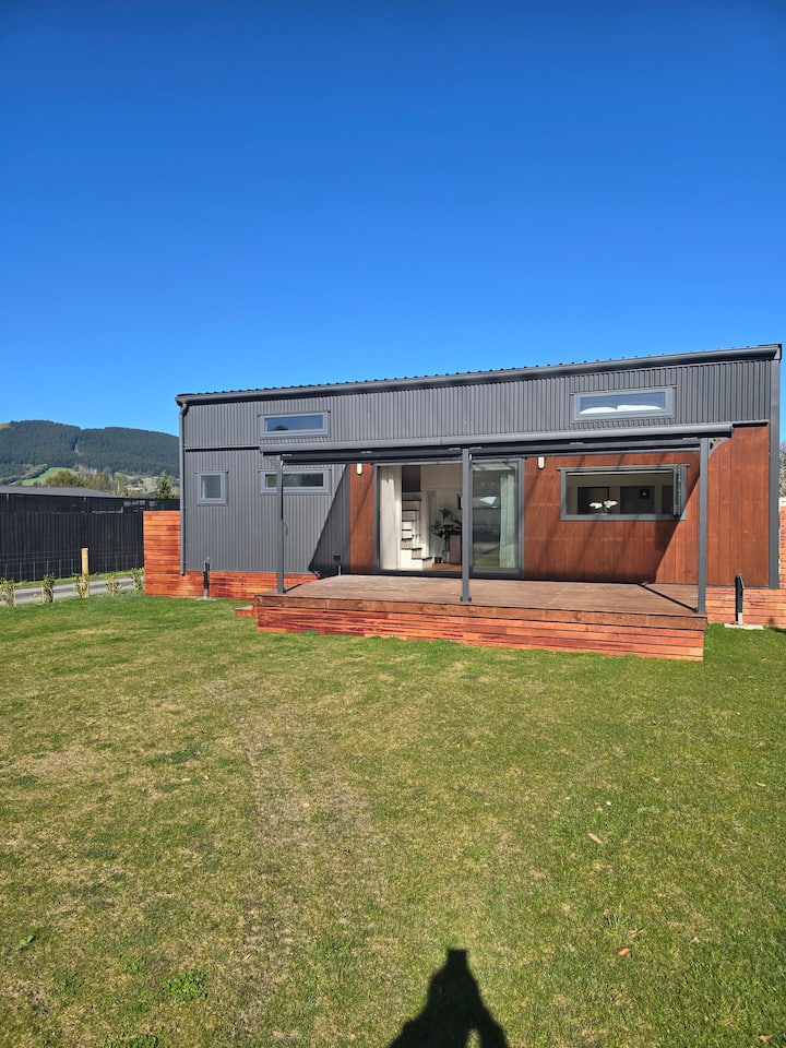 Heritage View Tiny Home - West Coast