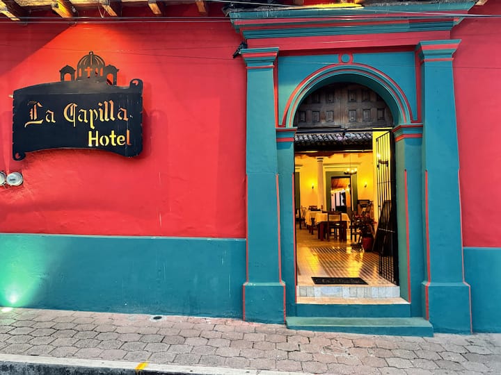 Hotel La Capilla, Casona Del Año 1880. - San Cristóbal de las Casas