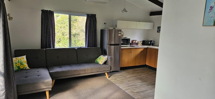 Pateke Falls Cottage - River And Farm Life - Tutukaka