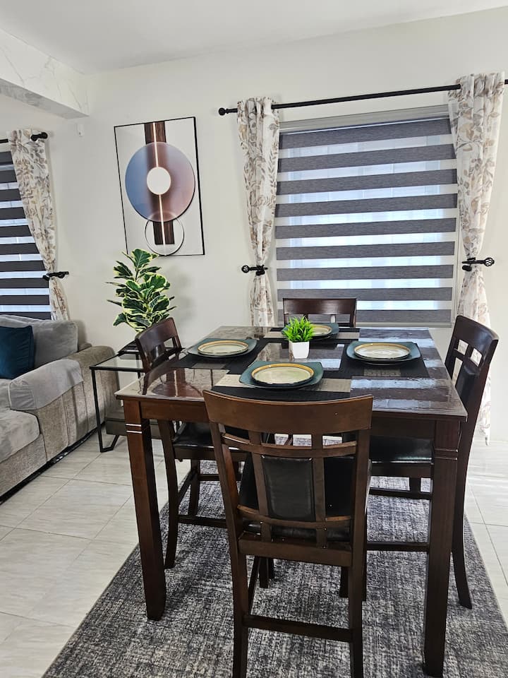 The Royal Villa - Portmore - Jamaica