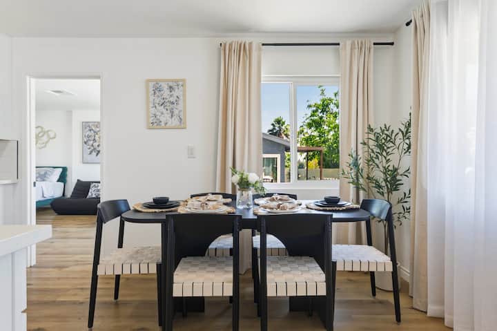 Montclair现代风别墅9beds/6br/3tv - Pomona, CA
