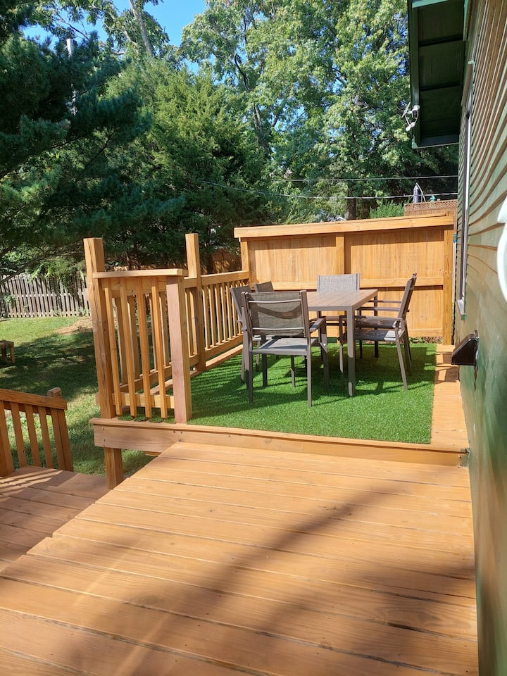 Big Social Area, Grill, Gym, Large Garden, X6 - Longview Lake, MO