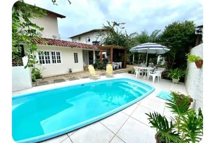 Quarto/suíte Privat C/piscina, Churrasq. Em Fpolis - Florianópolis