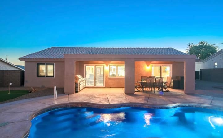 Heaven In Havasu | Heated Pool & Mini Golf - Lake Havasu City, AZ