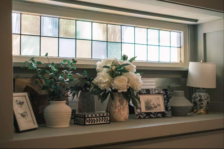 The Walker Retreat Near Old Town Caltech Rose Bowl - Pasadena, CA