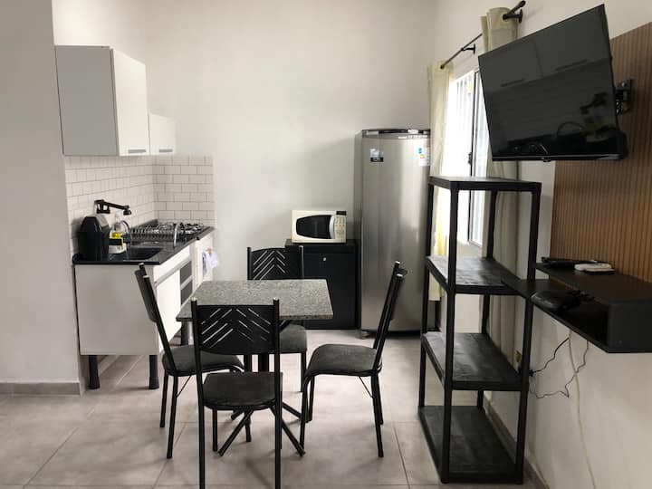 Seu Cantinho Em Peruíbe–kitnet Nova P/até 5pessoas - Peruíbe