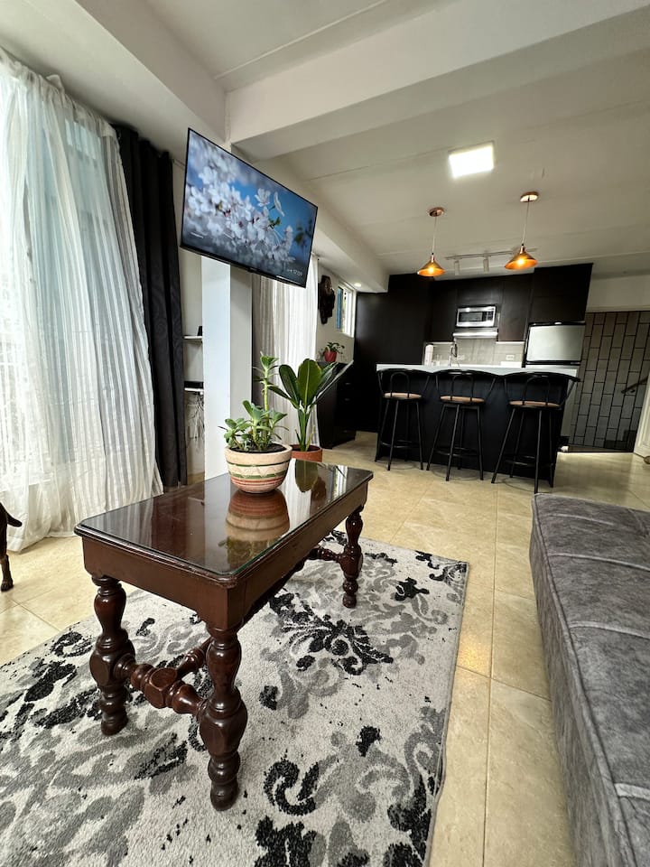 Family Apartment, Nice View, In San Antonio - Colombia