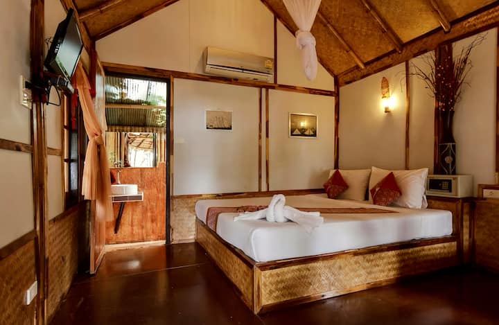 Bamboo Hut With Ac On Koh Phi Phi - Ao Nang