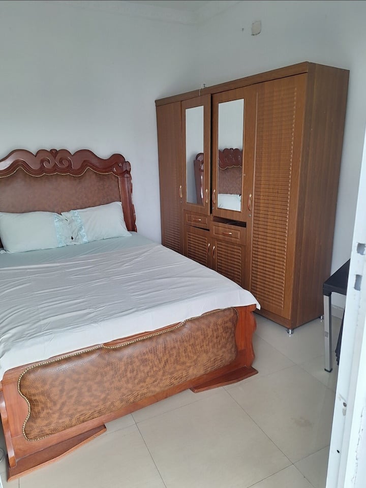 Limete 18eme Chambre Salon - Kinshasa