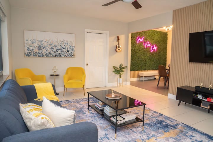 Chic-miami Goodvibesonly–mins To Brickell&beaches - Coral Gables, FL