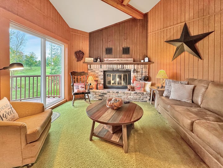 Bear Hills Retreat With Scenic Fairway Views - 明尼蘇達州