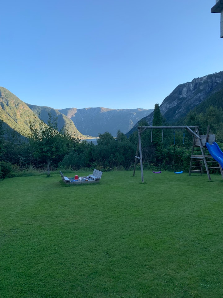 Basement Apartment - Øvre Årdal