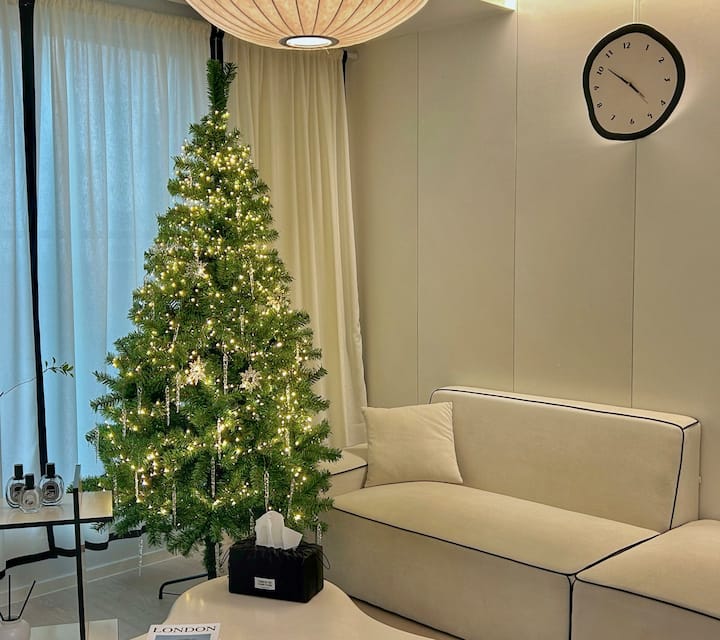 라인스테이 *트리시즌* 김포공항·롯데몰·마곡역 차로 5분|투룸·투베드|2인 (최대 4인) - 사우동