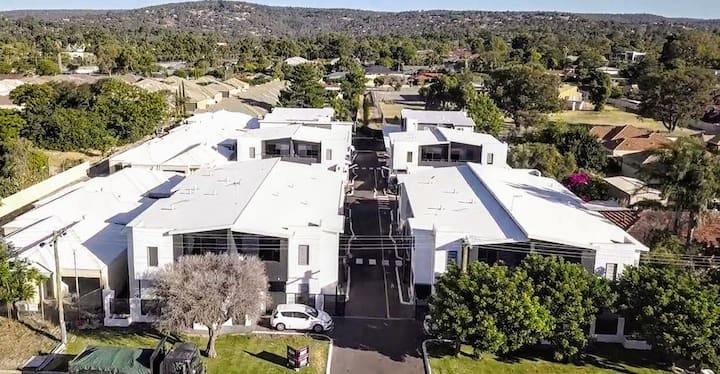 Stylish Apartments, Secure, Effortless Lifestyle. - Armadale